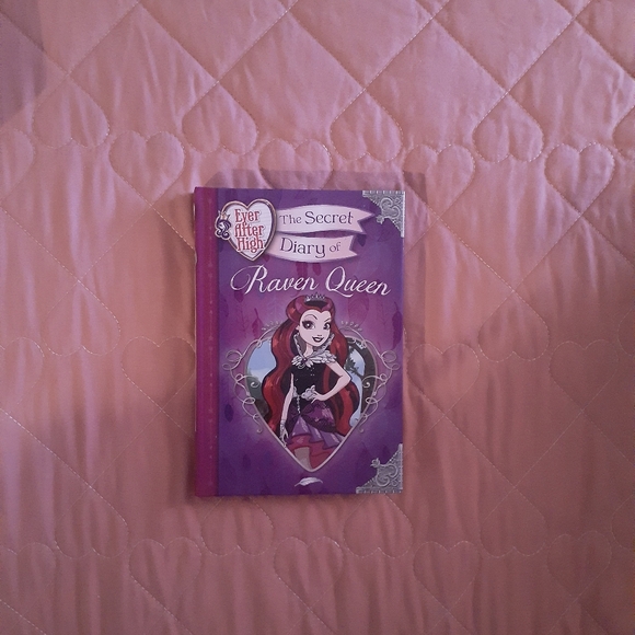 Little, Brown and Company | Other | 35 New Ever After High Book | Poshmark